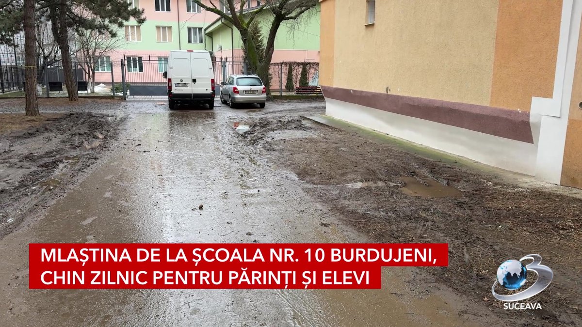 Mlaștina de la școala nr. 10 Burdujeni, chin zilnic pentru părinți și elevi